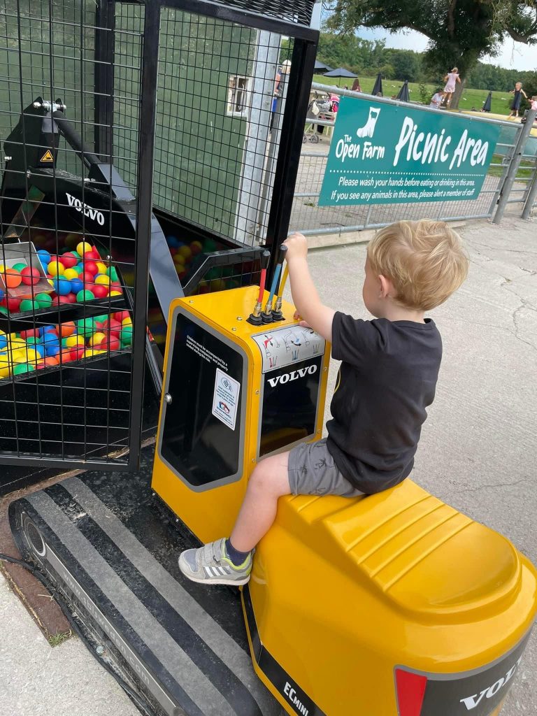 Coin Operated Sit On Digger Machine | Leisurematic