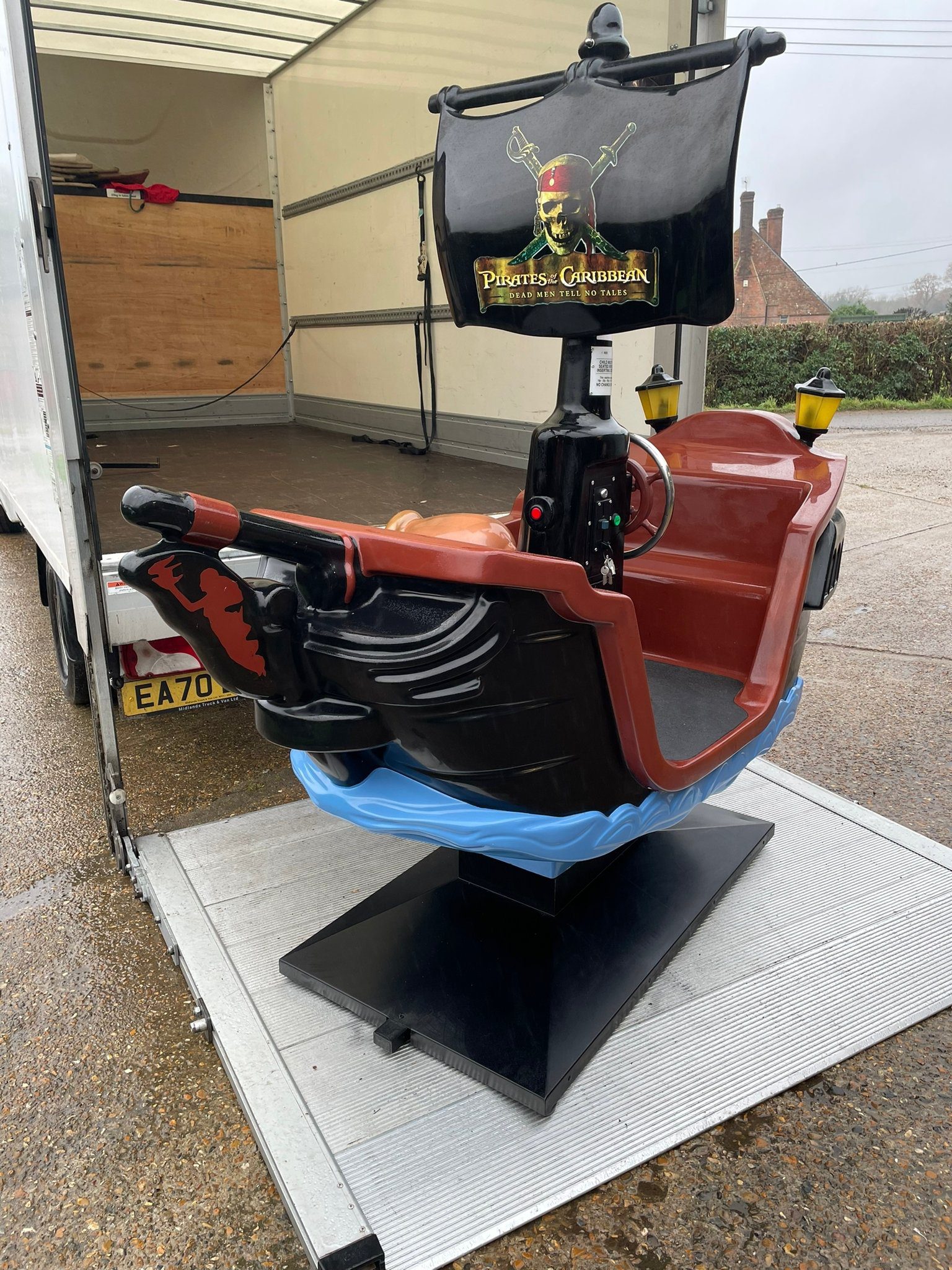 Pirates Of The Carribean Boat Kiddie Ride | Leisurematic